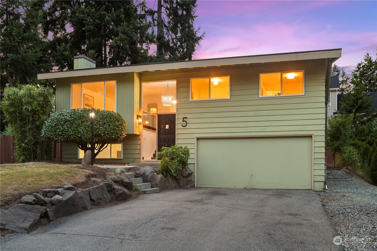 New Listing in Bothell: Beautifully Redesigned 3-Bedroom Home on Large ...